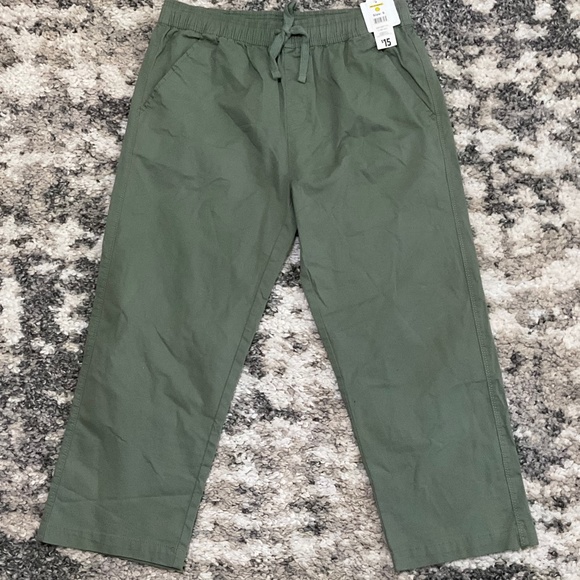 Bobbie Brooks | Pants & Jumpsuits | Ladies Green Capris Nwt Size Small ...